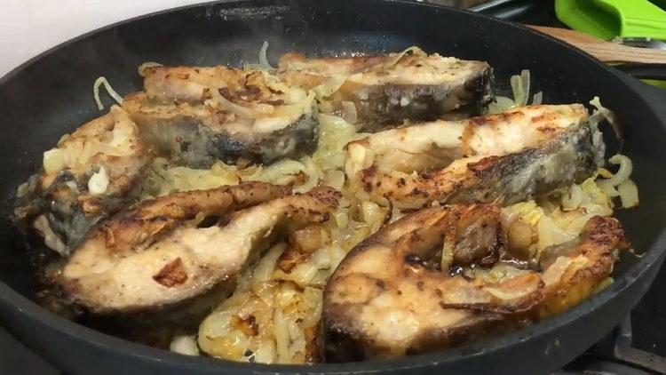 How to cook carp - step by step recipe with photo